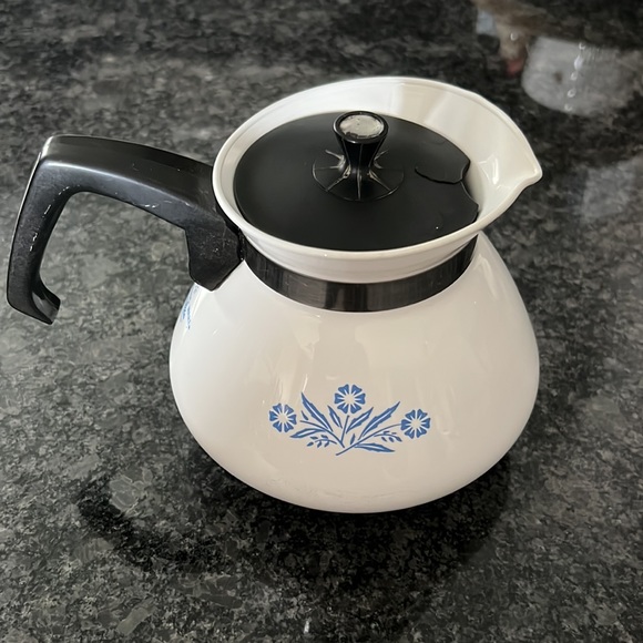 Corningware | Kitchen | Corning Ware 6 Cup Teapot Blue Cornflower ...